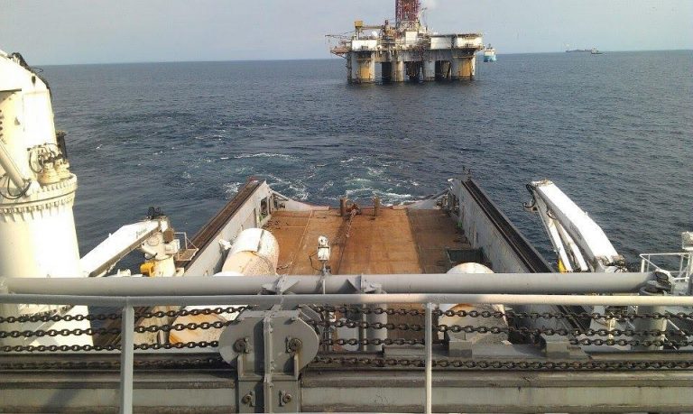 Tow masters and rig moving - Orcades Marine